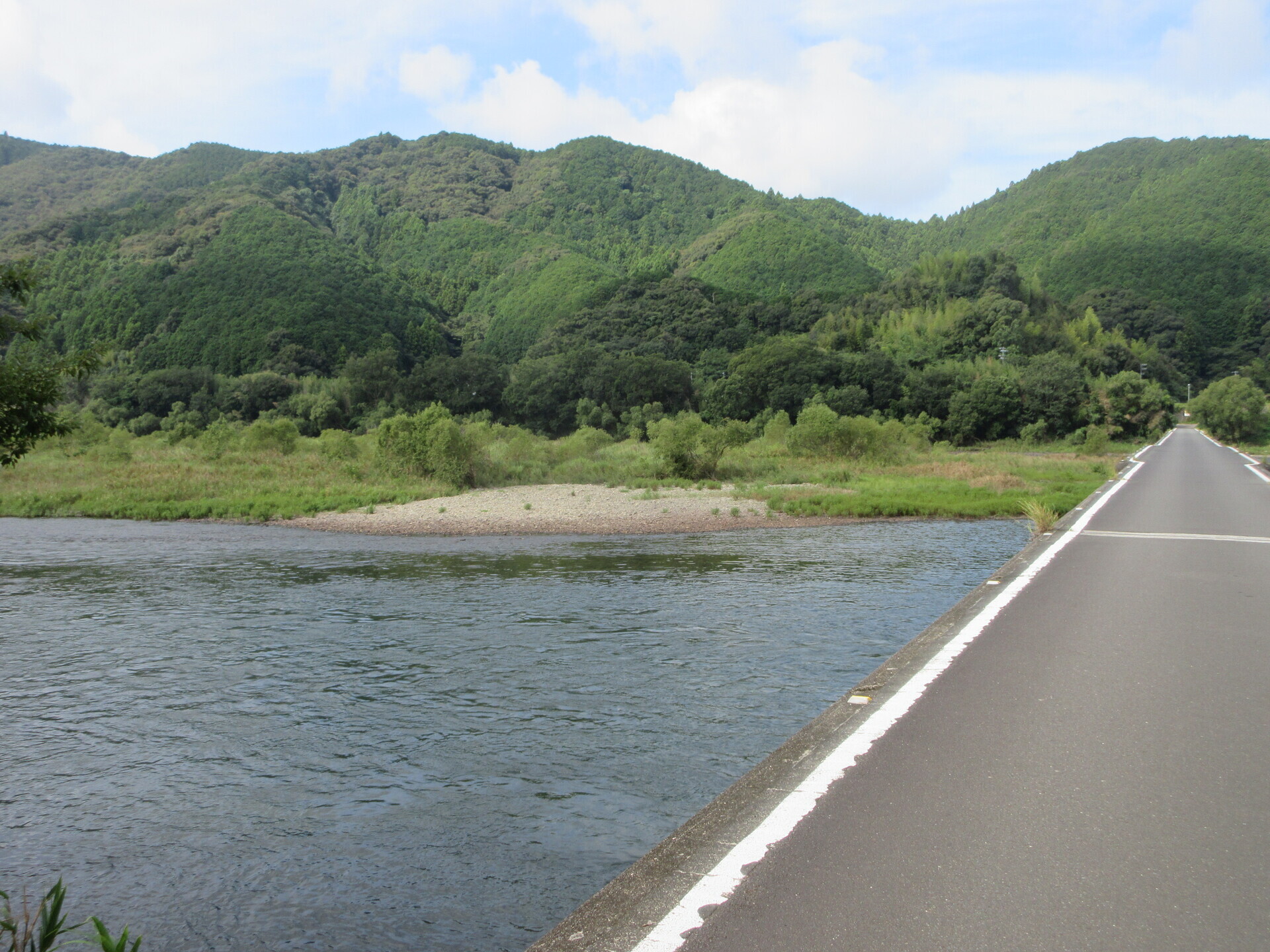 新店舗オープン前に Let's Go!!: 宝石 この愛すべき大地からの贈り物 大阪 ジーロンド